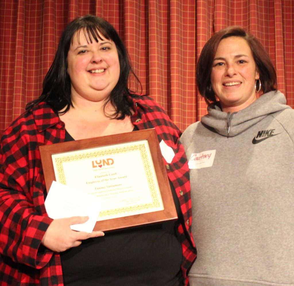 Elizabeth Lund Employee of the Year 2017 - Tammy Santamore! - Lund